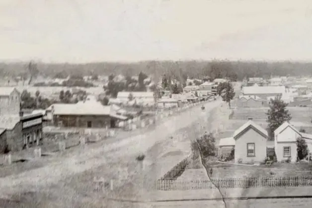 STORIES FROM '66-YEAR OLD 'NARRANDERA ARGUS': NARRANDERA BUSINESSES ...