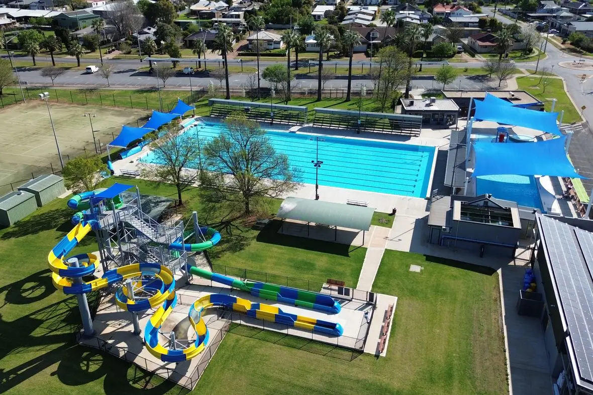 Leeton Regional Aquatic Centre and Whitton Pool Opening Dates